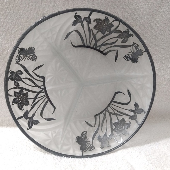 Vintage | Dining | Vintage Frosted Glass Divided Dish | Poshmark